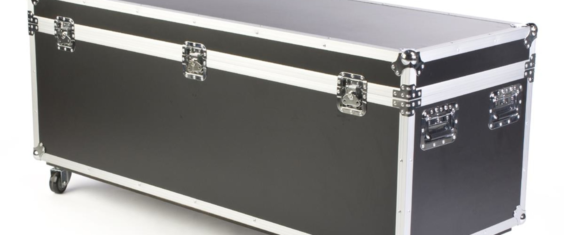 Transporting Oversized Items in Shipping Containers: What You Need to Know