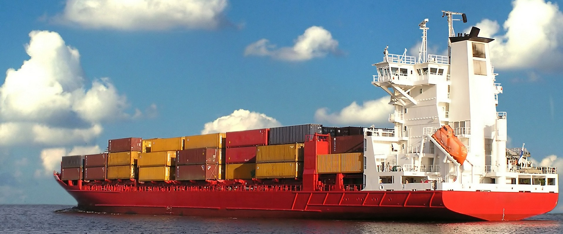 Understanding the Dimensions of Standard Shipping Containers